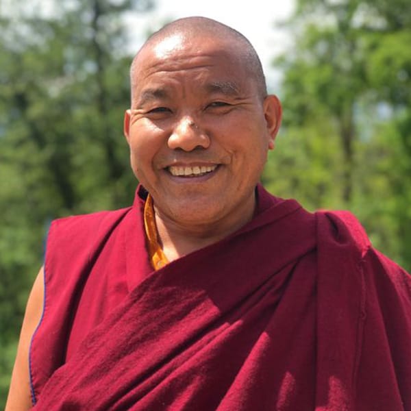 Resident Lama, Geshes, Monks and Teachers - Kunpen Lama Gangchen ...